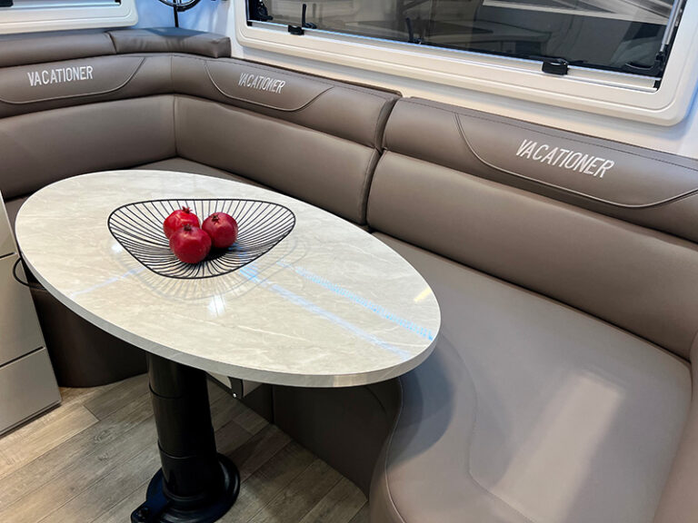 Vacationer Bantam 186R – Sundowner Caravans
