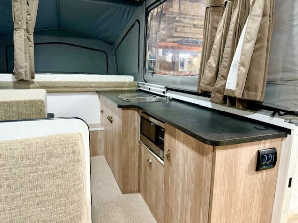 Goldstream RV Storm Camper Trailer – Sundowner Caravans